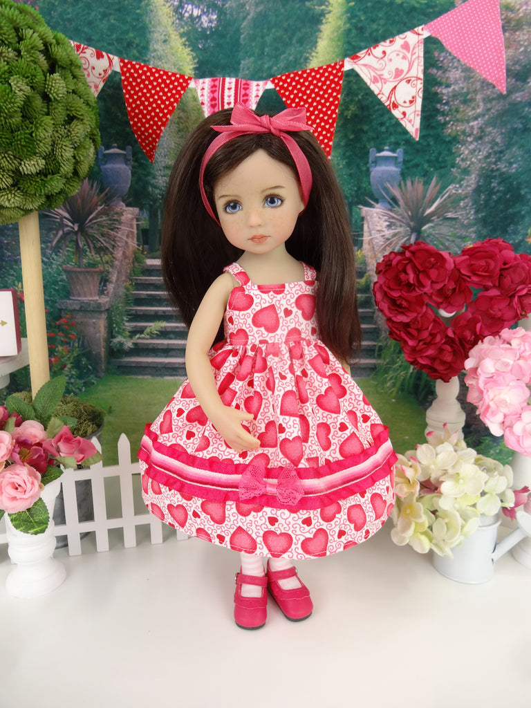 Fluttering Hearts - dress, tights & shoes for Little Darling Doll or 3 ...